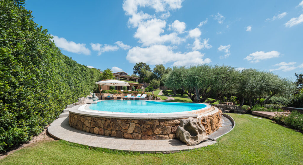 Villa Crystal - Where Luxury Meets Serenity
